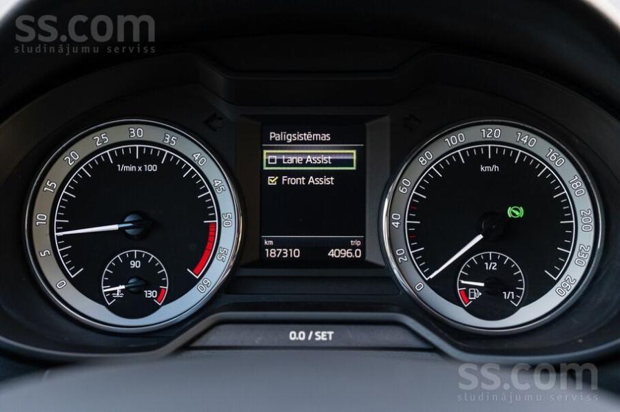 Black Skoda Octavia 2020 in Riga, with an engine capacity of 2.00 L and mileage of 187 thousand km for 11950 €, photo 21 on AUTOMOTO.COM.LV