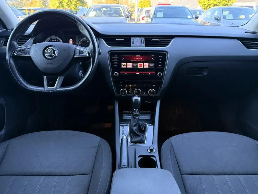Black Skoda Octavia 2020 in Riga, with an engine capacity of 1.50 L and mileage of 197 thousand km for 9990 €, photo 7 on AUTOMOTO.COM.LV