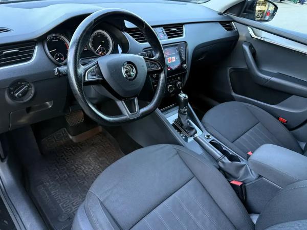 Melns Skoda Octavia 2020 Rīga, ar dzinēja tilpumu 1.50 L un nobraukumu 197 tūkst. km par 9990 €, foto 8 vietnē AUTOMOTO.COM.LV