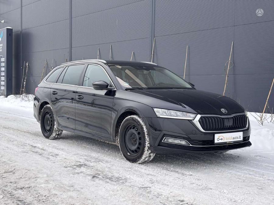 Melns Skoda Octavia 2021 Viļņa, ar dzinēja tilpumu 1.00 L un nobraukumu 271 tūkst. km par 11800 €, foto 2 vietnē AUTOMOTO.COM.LV