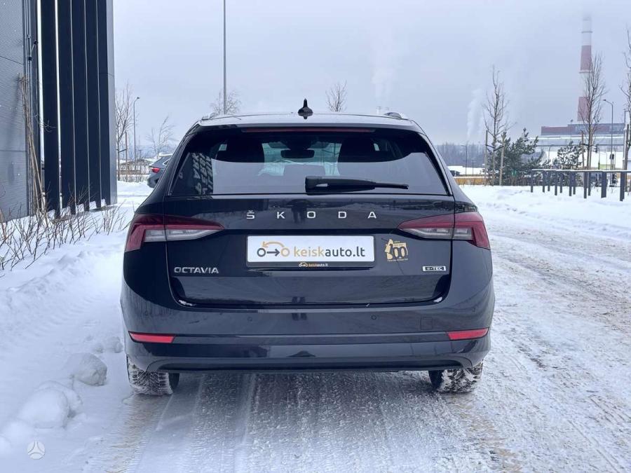 Melns Skoda Octavia 2021 Viļņa, ar dzinēja tilpumu 1.00 L un nobraukumu 271 tūkst. km par 11800 €, foto 5 vietnē AUTOMOTO.COM.LV