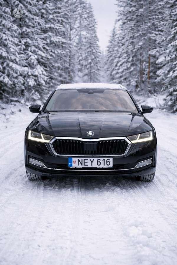 Black Skoda Octavia 2021 in Vilnius, with an engine capacity of 1.50 L and mileage of 110 thousand km for 15900 €, photo 1 on AUTOMOTO.COM.LV