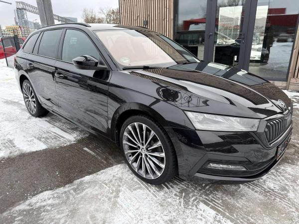 Black Skoda Octavia 2021 in Vilnius, with an engine capacity of 1.40 L and mileage of 92 thousand km for 18900 €, photo 1 on AUTOMOTO.COM.LV