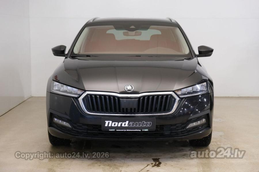 Black Skoda Octavia 2021 in Tallinn, with an engine capacity of 1.50 L and mileage of 125 thousand km for 14900 €, photo 3 on AUTOMOTO.COM.LV