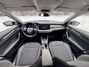 Melns Skoda Octavia 2021 Viļņa, ar dzinēja tilpumu 1.00 L un nobraukumu 247 tūkst. km par 9999 €, foto 15 vietnē AUTOMOTO.COM.LV