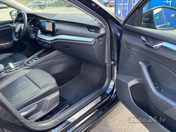 Black Skoda Octavia 2021 in Paide, with an engine capacity of 2.00 L and mileage of 199 thousand km for 18790 €, photo 9 on AUTOMOTO.COM.LV