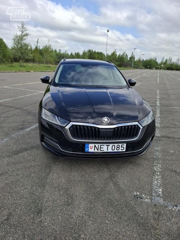 Black Skoda Octavia 2021 in Vilnius, with an engine capacity of 2.00 L and mileage of 190 thousand km for 16499 €, photo 2 on AUTOMOTO.COM.LV