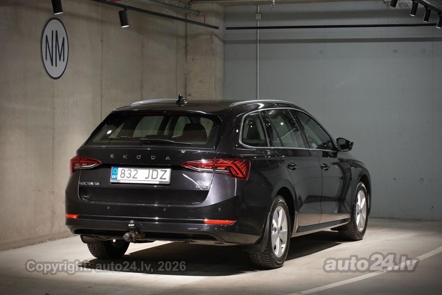 Black Skoda Octavia 2021 in Tallinn, with an engine capacity of 1.50 L and mileage of 138 thousand km for 16490 €, photo 5 on AUTOMOTO.COM.LV