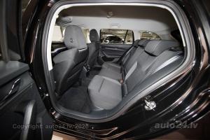 Black Skoda Octavia 2021 in Tallinn, with an engine capacity of 1.50 L and mileage of 138 thousand km for 16490 €, photo 13 on AUTOMOTO.COM.LV