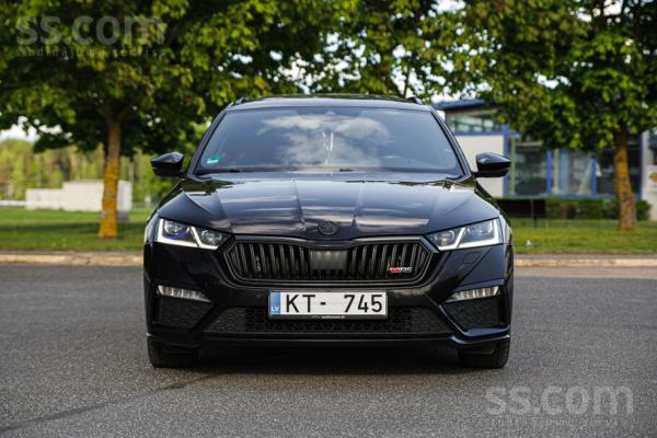 Black Skoda Octavia 2021 in Jelgava, with an engine capacity of 2.00 L and mileage of 265 thousand km for 23500 €, photo 10 on AUTOMOTO.COM.LV