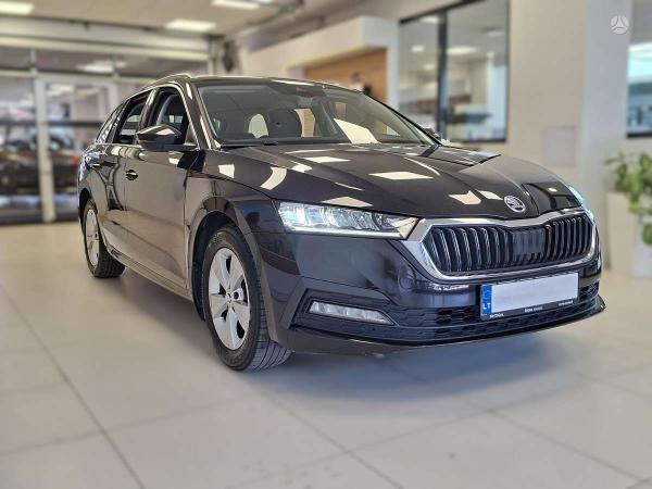 Black Skoda Octavia 2021 in Kaunas, with an engine capacity of 0.00 L and mileage of 183 thousand km for 15900 €, photo 3 on AUTOMOTO.COM.LV
