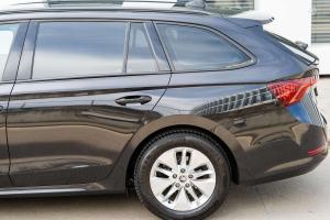 Black Skoda Octavia 2021 in Vilnius, with an engine capacity of 0.00 L and mileage of 250 thousand km for 10900 €, photo 9 on AUTOMOTO.COM.LV