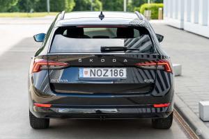 Black Skoda Octavia 2021 in Vilnius, with an engine capacity of 0.00 L and mileage of 250 thousand km for 10900 €, photo 11 on AUTOMOTO.COM.LV