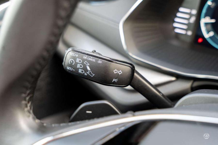 Black Skoda Octavia 2021 in Vilnius, with an engine capacity of 0.00 L and mileage of 250 thousand km for 10900 €, photo 33 on AUTOMOTO.COM.LV