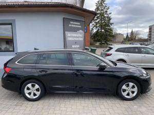 Black Skoda Octavia 2021 in Talsi, with an engine capacity of 1.00 L and mileage of 132 thousand km for 13400 €, photo 3 on AUTOMOTO.COM.LV