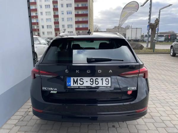 Черный Шкода Октавия 2021 в Талси, объемом двигателя 1.00 л и пробегом 132 тыс. км за 13400 €, фото 4 на AUTOMOTO.COM.LV