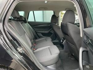 Black Skoda Octavia 2021 in Talsi, with an engine capacity of 1.00 L and mileage of 132 thousand km for 13400 €, photo 9 on AUTOMOTO.COM.LV