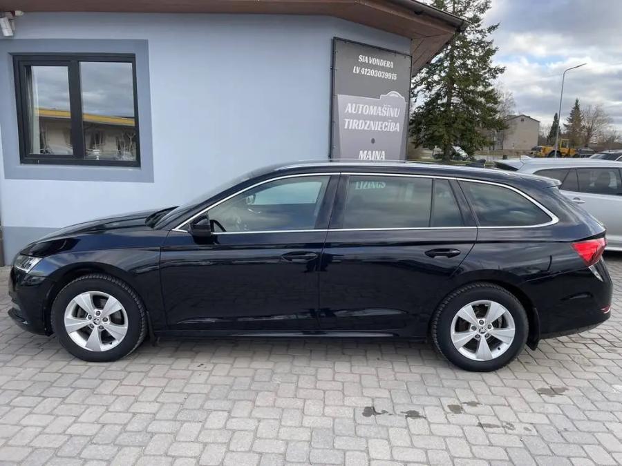 Black Skoda Octavia 2021 in Talsi, with an engine capacity of 1.00 L and mileage of 132 thousand km for 13400 €, photo 31 on AUTOMOTO.COM.LV