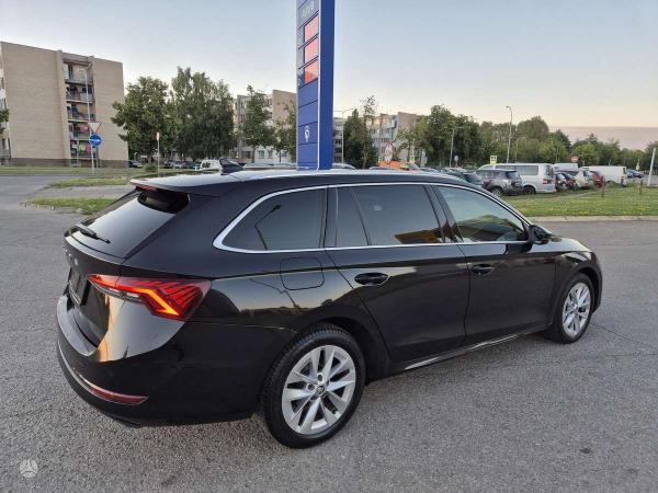 Black Skoda Octavia 2021 in Panevezys, with an engine capacity of 1.97 L and mileage of 476 thousand km for 8600 €, photo 5 on AUTOMOTO.COM.LV