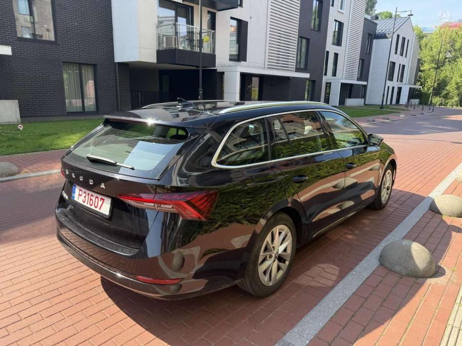Black Skoda Octavia 2021 in Vilnius, with an engine capacity of 1.97 L and mileage of 195 thousand km for 14650 €, photo 9 on AUTOMOTO.COM.LV