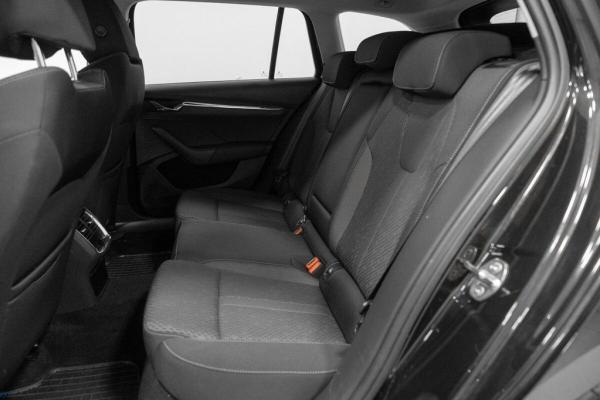 Black Skoda Octavia 2021 in Vilnius, with an engine capacity of 1.40 L and mileage of 76 thousand km for 20900 €, photo 9 on AUTOMOTO.COM.LV