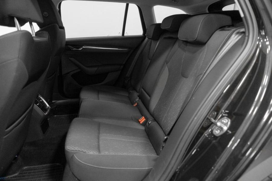 Black Skoda Octavia 2021 in Vilnius, with an engine capacity of 1.40 L and mileage of 76 thousand km for 20900 €, photo 10 on AUTOMOTO.COM.LV