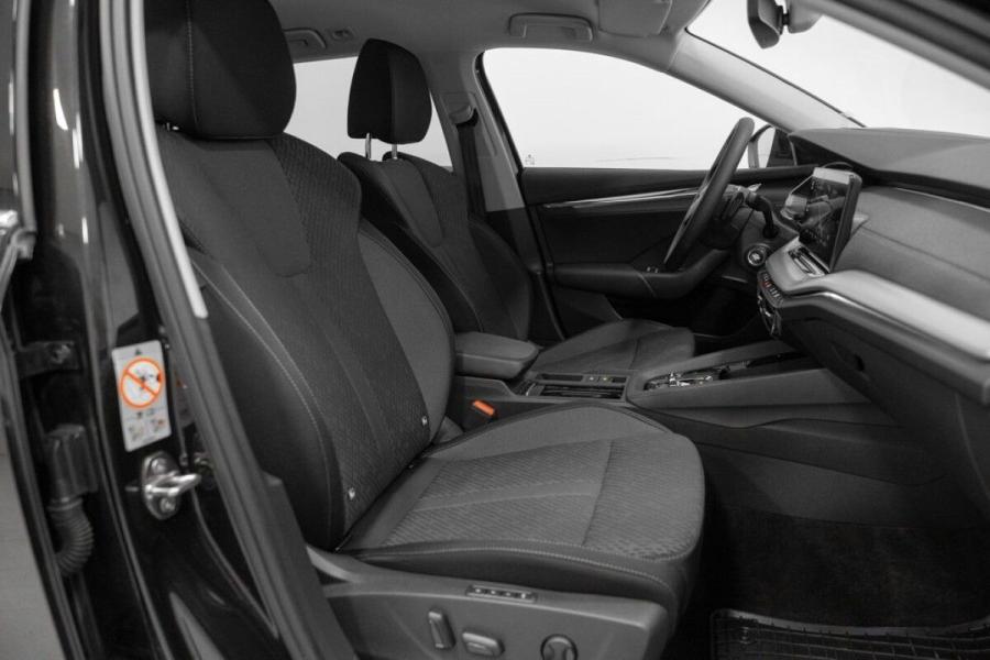 Black Skoda Octavia 2021 in Vilnius, with an engine capacity of 1.40 L and mileage of 76 thousand km for 20900 €, photo 11 on AUTOMOTO.COM.LV