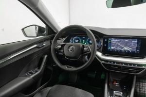 Black Skoda Octavia 2021 in Vilnius, with an engine capacity of 1.40 L and mileage of 76 thousand km for 20900 €, photo 14 on AUTOMOTO.COM.LV