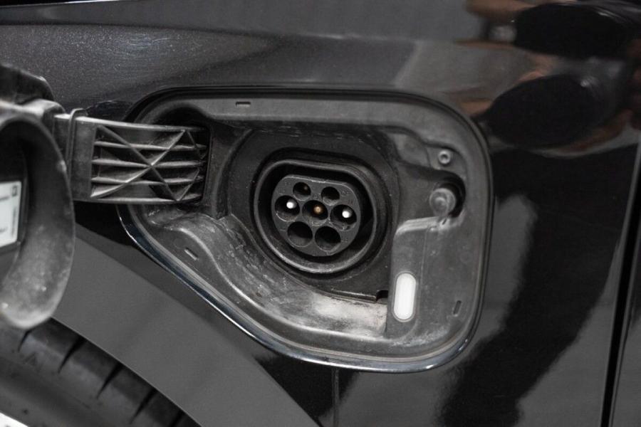 Black Skoda Octavia 2021 in Vilnius, with an engine capacity of 1.40 L and mileage of 76 thousand km for 20900 €, photo 29 on AUTOMOTO.COM.LV