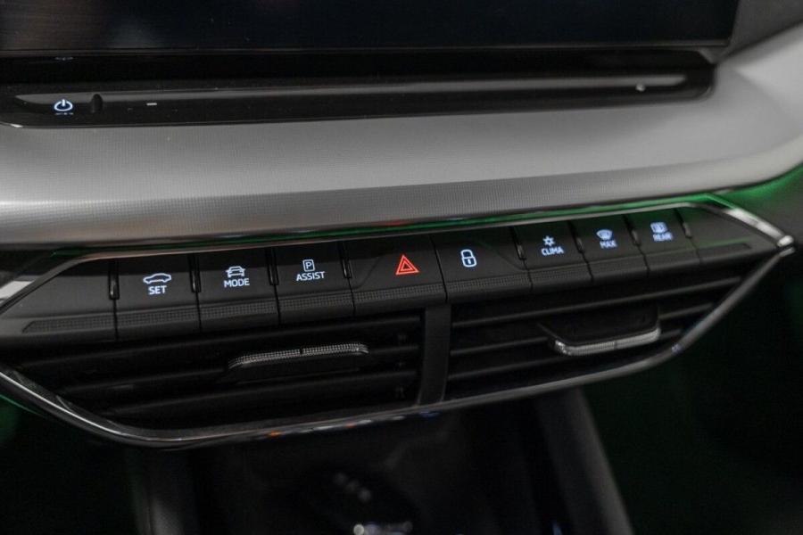 Melns Skoda Octavia 2021 Viļņa, ar dzinēja tilpumu 1.40 L un nobraukumu 136 tūkst. km par 16900 €, foto 23 vietnē AUTOMOTO.COM.LV