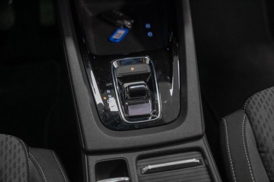 Melns Skoda Octavia 2021 Viļņa, ar dzinēja tilpumu 1.40 L un nobraukumu 136 tūkst. km par 16900 €, foto 24 vietnē AUTOMOTO.COM.LV