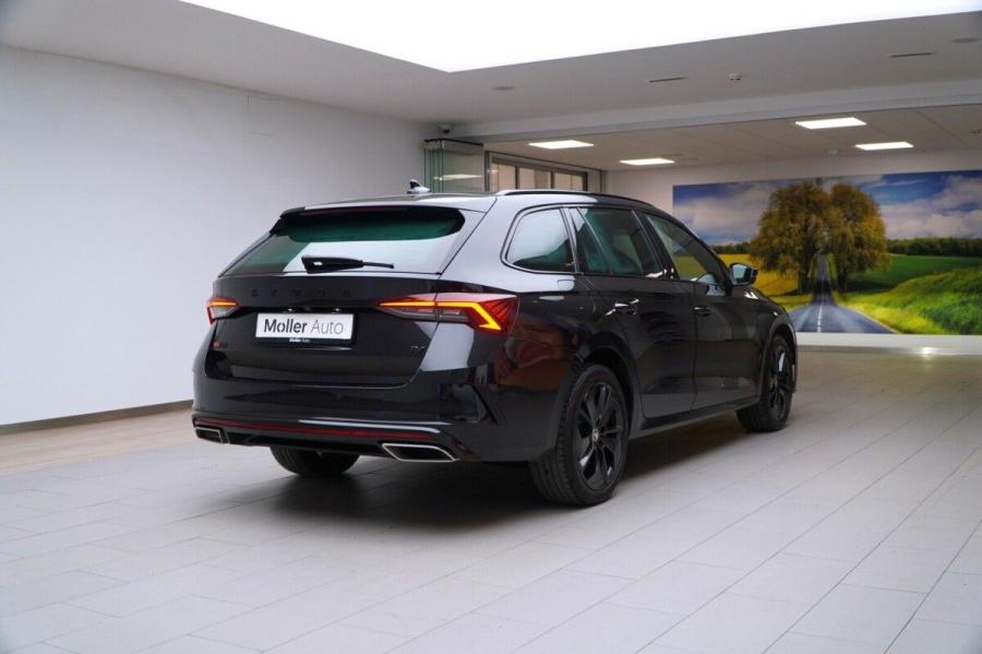 Black Skoda Octavia 2021 in Peetri, with an engine capacity of 1.40 L and mileage of 116 thousand km for 23700 €, photo 5 on AUTOMOTO.COM.LV