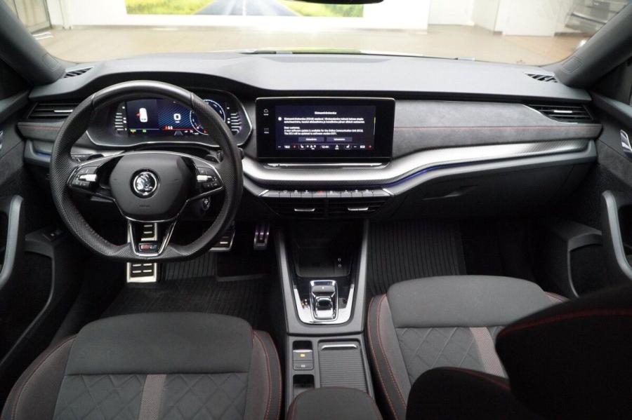 Black Skoda Octavia 2021 in Peetri, with an engine capacity of 1.40 L and mileage of 116 thousand km for 23700 €, photo 13 on AUTOMOTO.COM.LV