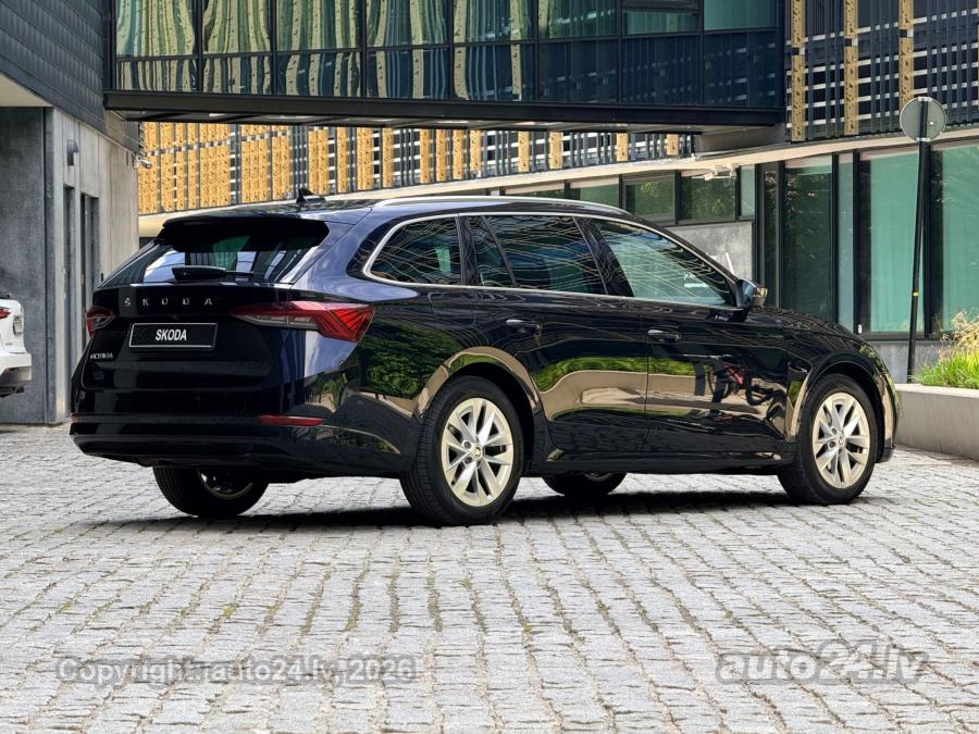 Black Skoda Octavia 2021 in Tallinn, with an engine capacity of 2.00 L and mileage of 181 thousand km for 18290 €, photo 6 on AUTOMOTO.COM.LV