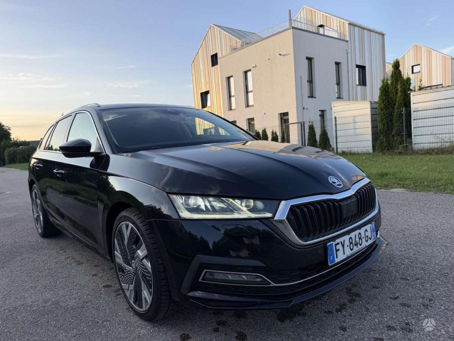 Черный Шкода Октавия 2021 в Каунас, объемом двигателя 1.97 л и пробегом 215 тыс. км за 10700 €, фото 4 на AUTOMOTO.COM.LV