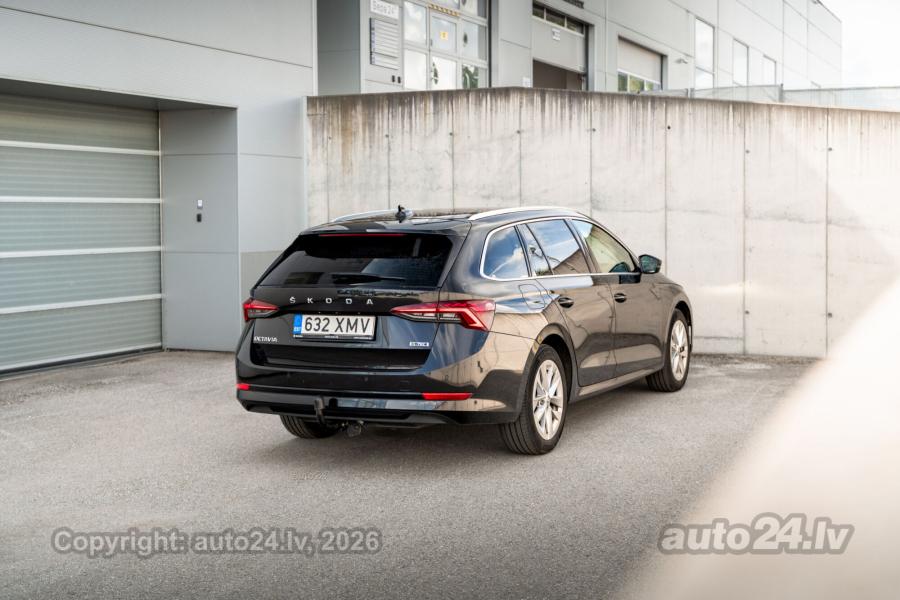 Black Skoda Octavia 2021 in Tartu, with an engine capacity of 1.50 L and mileage of 121 thousand km for 15900 €, photo 10 on AUTOMOTO.COM.LV