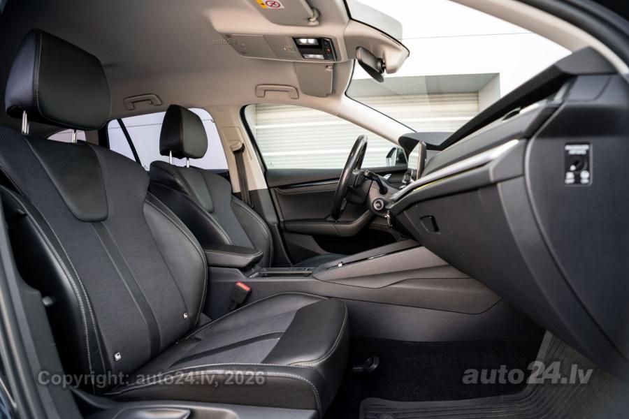 Black Skoda Octavia 2021 in Tartu, with an engine capacity of 1.50 L and mileage of 121 thousand km for 15900 €, photo 12 on AUTOMOTO.COM.LV