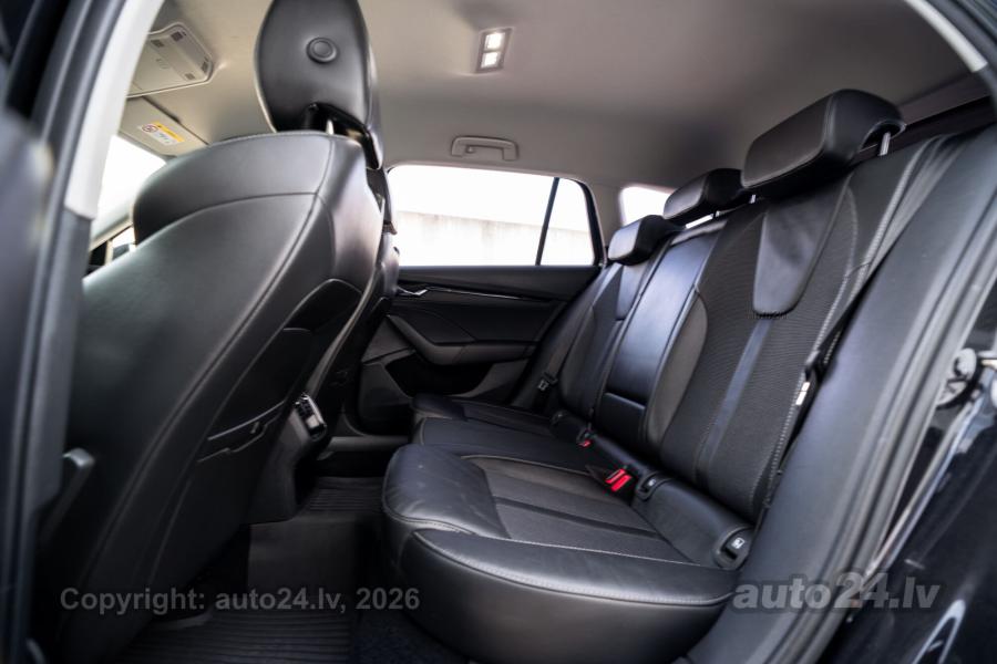 Black Skoda Octavia 2021 in Tartu, with an engine capacity of 1.50 L and mileage of 121 thousand km for 15900 €, photo 16 on AUTOMOTO.COM.LV