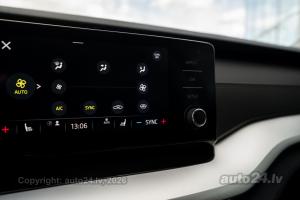 Black Skoda Octavia 2021 in Tartu, with an engine capacity of 1.50 L and mileage of 121 thousand km for 15900 €, photo 23 on AUTOMOTO.COM.LV