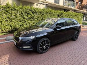 Black Skoda Octavia 2021 in Vilnius, with an engine capacity of 1.97 L and mileage of 194 thousand km for 14700 €, photo  on AUTOMOTO.COM.LV