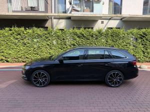 Black Skoda Octavia 2021 in Vilnius, with an engine capacity of 1.97 L and mileage of 194 thousand km for 14700 €, photo 3 on AUTOMOTO.COM.LV