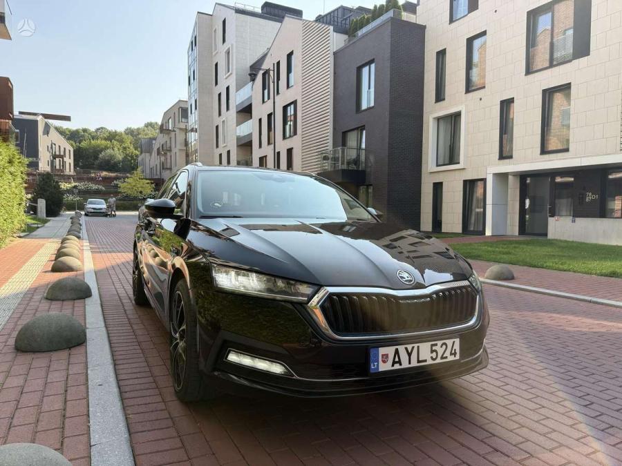 Black Skoda Octavia 2021 in Vilnius, with an engine capacity of 1.97 L and mileage of 194 thousand km for 14700 €, photo 9 on AUTOMOTO.COM.LV