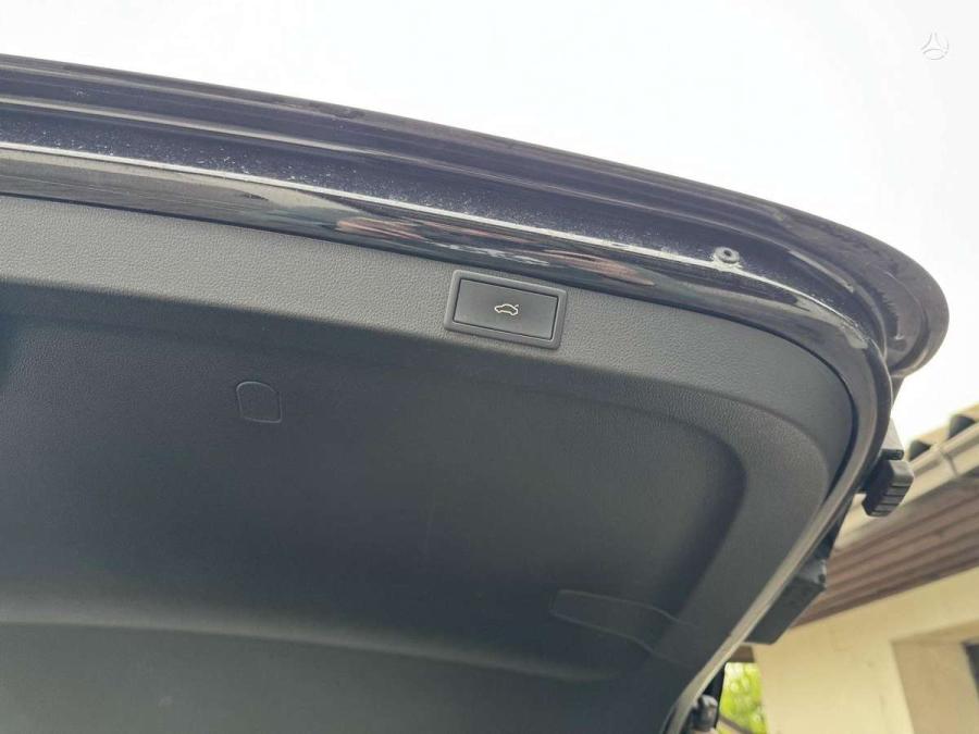 Black Skoda Octavia 2021 in Vilnius, with an engine capacity of 1.97 L and mileage of 194 thousand km for 14700 €, photo 17 on AUTOMOTO.COM.LV