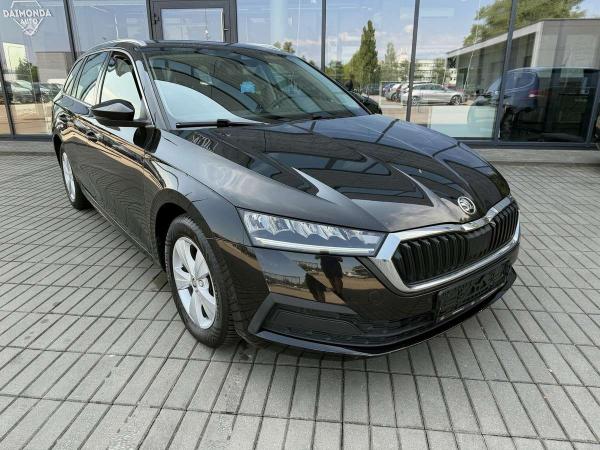Black Skoda Octavia 2021 in Kaunas, with an engine capacity of 1.00 L and mileage of 169 thousand km for 12900 €, photo 2 on AUTOMOTO.COM.LV