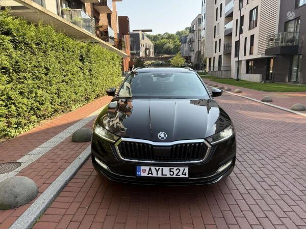 Black Skoda Octavia 2021 in Vilnius, with an engine capacity of 1.97 L and mileage of 194 thousand km for 14500 €, photo 2 on AUTOMOTO.COM.LV