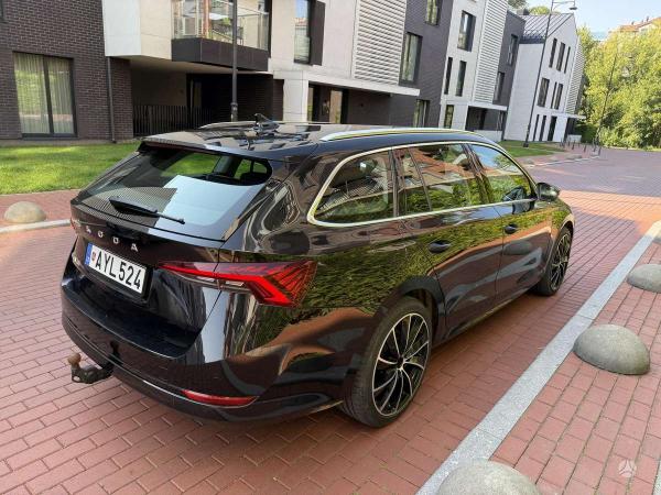 Black Skoda Octavia 2021 in Vilnius, with an engine capacity of 1.97 L and mileage of 194 thousand km for 14500 €, photo 7 on AUTOMOTO.COM.LV