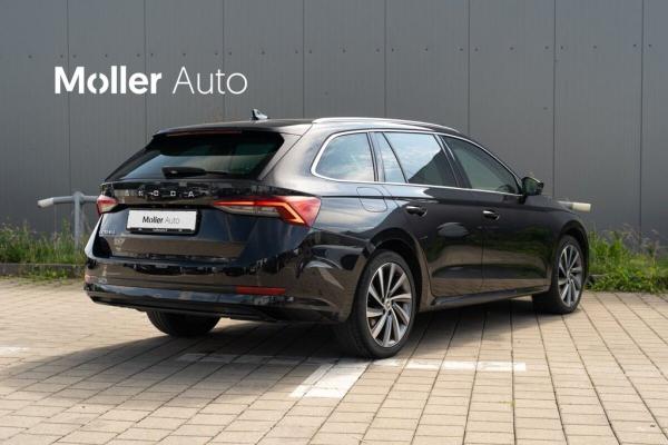 Black Skoda Octavia 2021 in Vilnius, with an engine capacity of 2.00 L and mileage of 166 thousand km for 17950 €, photo 6 on AUTOMOTO.COM.LV