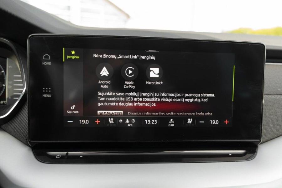 Black Skoda Octavia 2021 in Vilnius, with an engine capacity of 2.00 L and mileage of 166 thousand km for 17950 €, photo 20 on AUTOMOTO.COM.LV