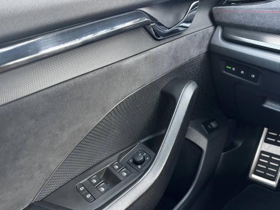 Melns Skoda Octavia 2021 Rīga, ar dzinēja tilpumu 2.00 L un nobraukumu 210 tūkst. km par 20900 €, foto 28 vietnē AUTOMOTO.COM.LV