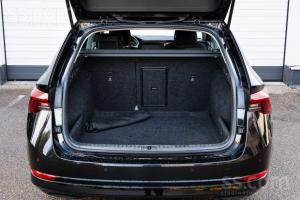 Melns Skoda Octavia 2021 Rīga, ar dzinēja tilpumu 1.50 L un nobraukumu 125 tūkst. km par 16500 €, foto 20 vietnē AUTOMOTO.COM.LV